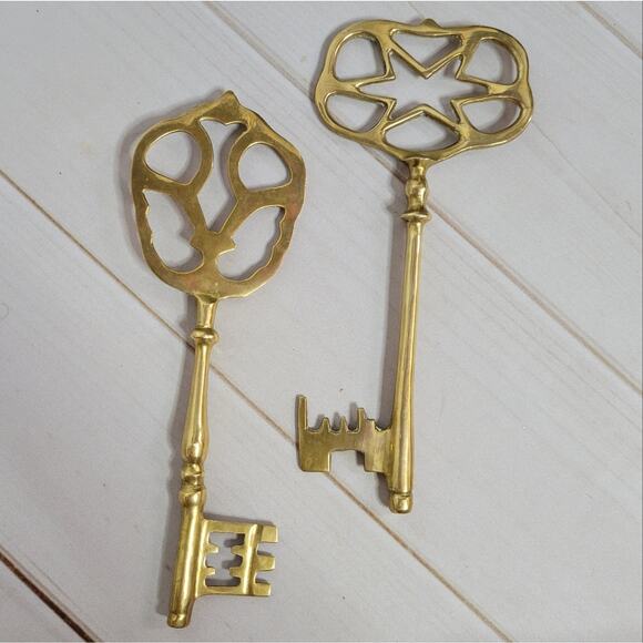 Vintage | Wall Decor | Vintage Brass Key Wall Decoror The Key To A ...